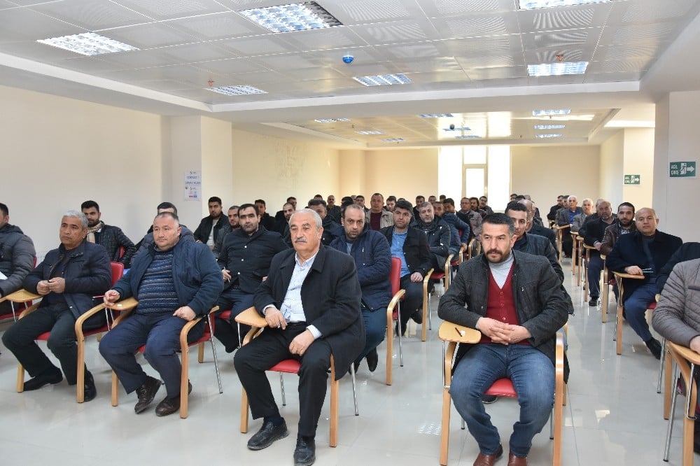 İkinci el araç-alım satımı yapanlar sınavda ter döktü - Yeni Akit
