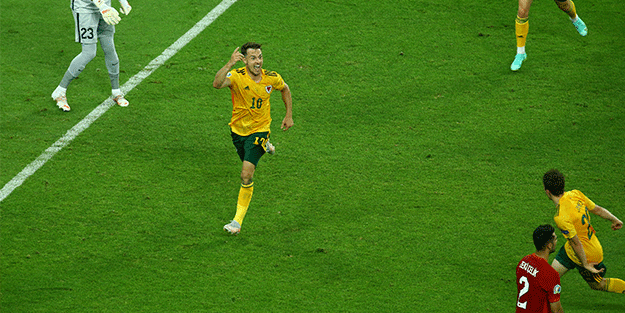 İlk yarıda tek gol var - Yeni Akit