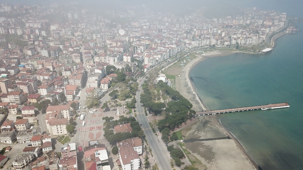 Ordu’nun Ünye ilçesi sessiz şehir oldu - Yeni Akit