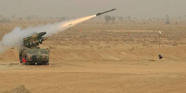 Pakistan yerli roketatar sistemini test etti - Yeni Akit