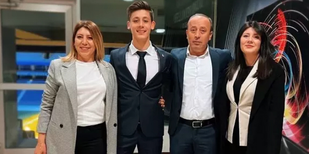 Sen neler yapıyorsun böyle Ümit Güler bey! İzin resmen çıktı - Yeni Akit