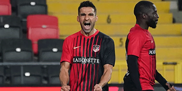 Süper Lig'in en erken golü Muhammet Demir'den - Yeni Akit