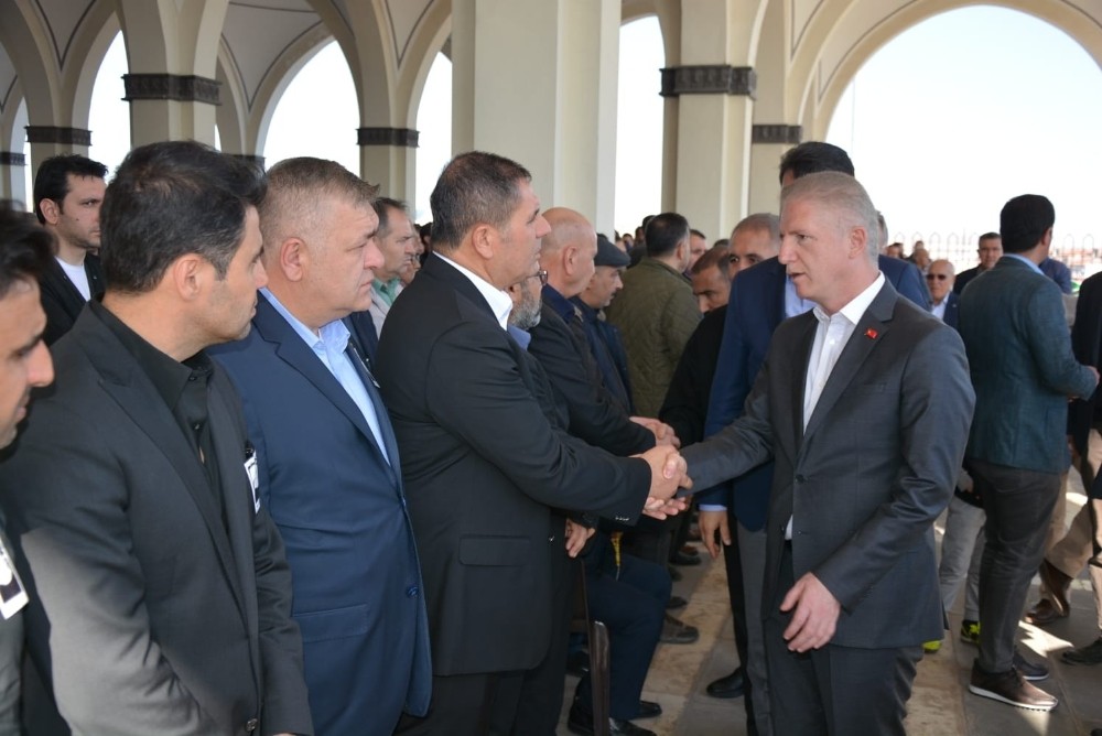 Tiryakioğlu ailesinin acı günü - Yeni Akit