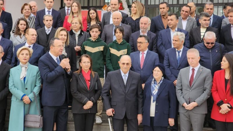 Topçuoğlu ailesinin eğitime desteği sürüyor - Yeni Akit