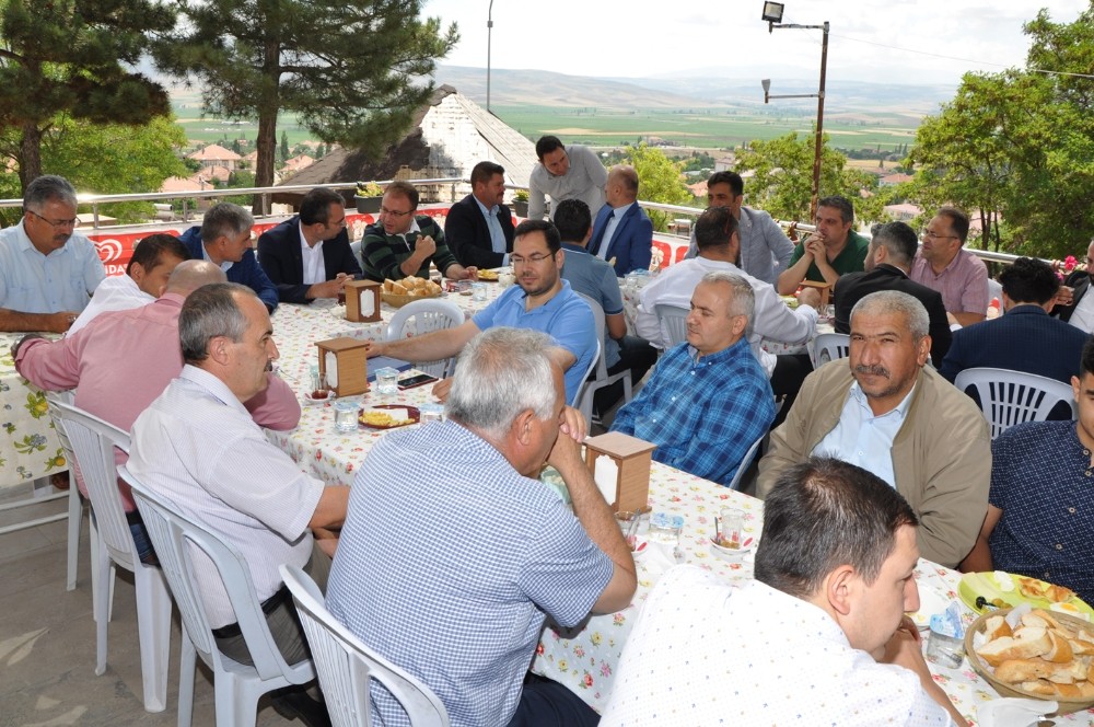 Yatırımcılar Gemerek OSB İçin Toplandı - Yeni Akit
