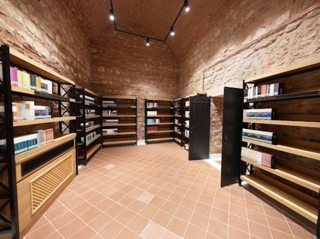 Üsküdar’da '7 Güzel Adam ve Öncüler Kütüphanesi' açıldı - Yeni Akit